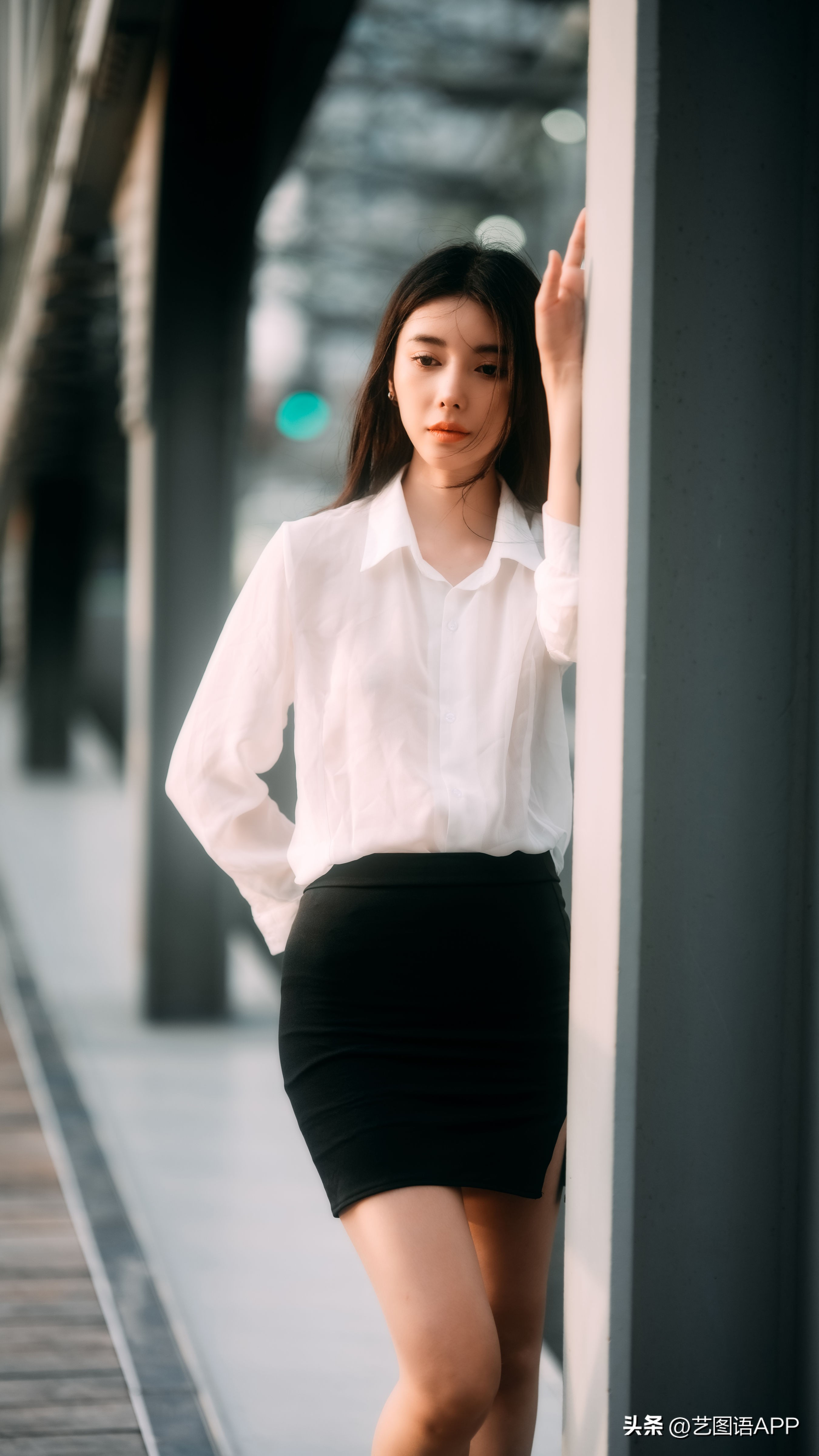 Street photography of temperamental beauties, exquisite and decent ...