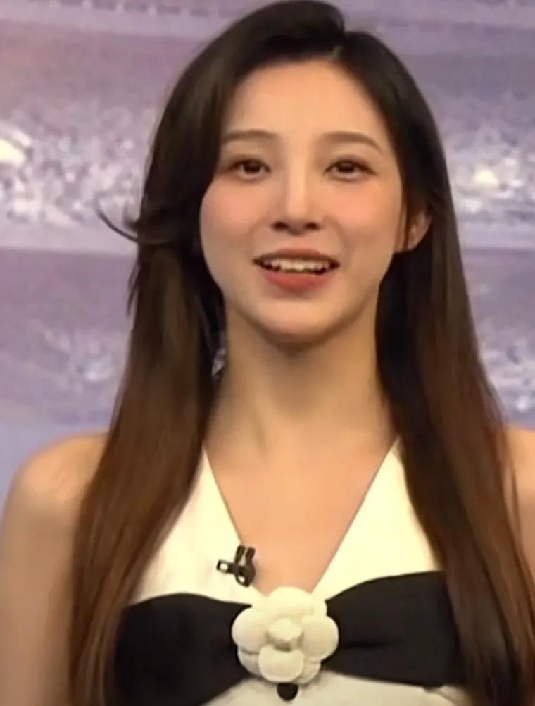 Ma Fanshu, a beauty host of CCTV: the talk on the show sparked heated ...