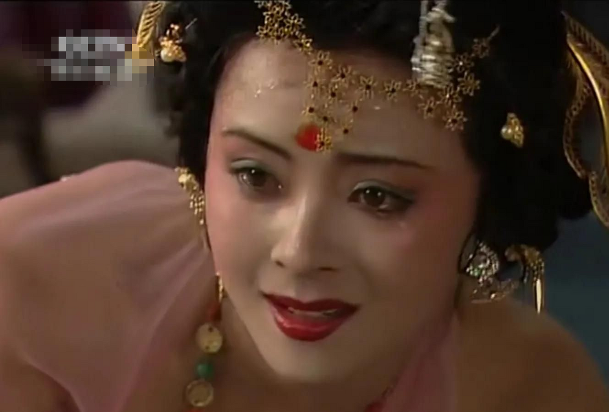 10 "Yang Yuhuan" actors: Zhou Jie classic, Yin Tao charming, Yi Nengjing's "hot eyes" - iNEWS