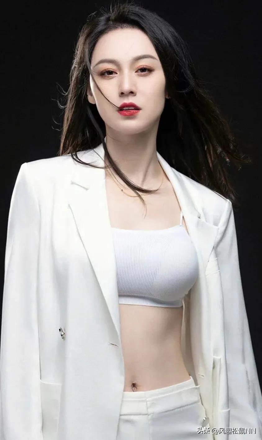 The unknown story of Tang Yi, the first sister of Internet celebrity - iMedia