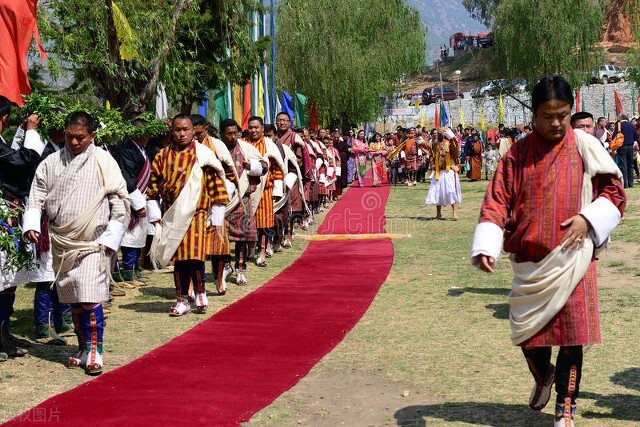 How is the development of Bhutan? - iNEWS