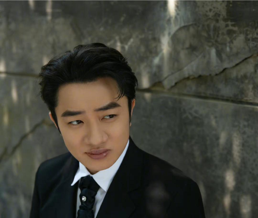 Wang Zulan: I learned from Zeng Zhiwei and married Li Yanan, who is 175 ...