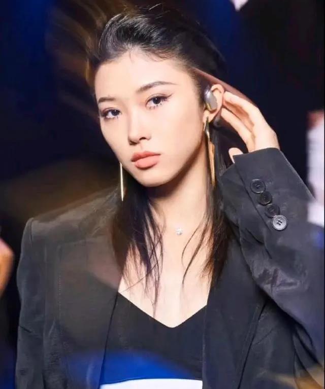 Preparing for a career change? Wu Yanni tried a new role and generously revealed the reason why ...