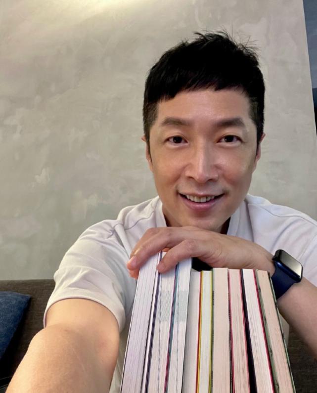 Ma Junwei's return to the nest TVB is not filming but hosting a food show: He Taiqing must work ...