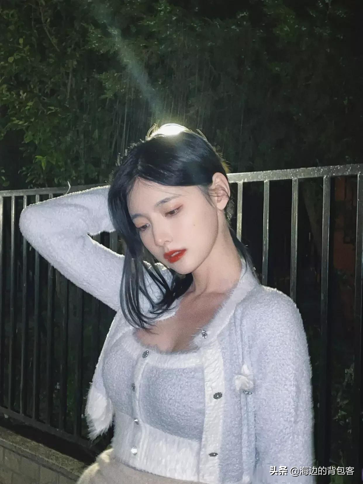 Mainland beautiful singer and actress - Zhao Yue, she is sweet and ...