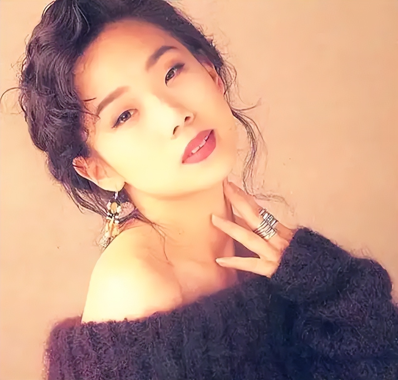 Perfect combination of gorgeous voice with Wang Jielin and Lin Yilian's classic duet "Gentle You ...