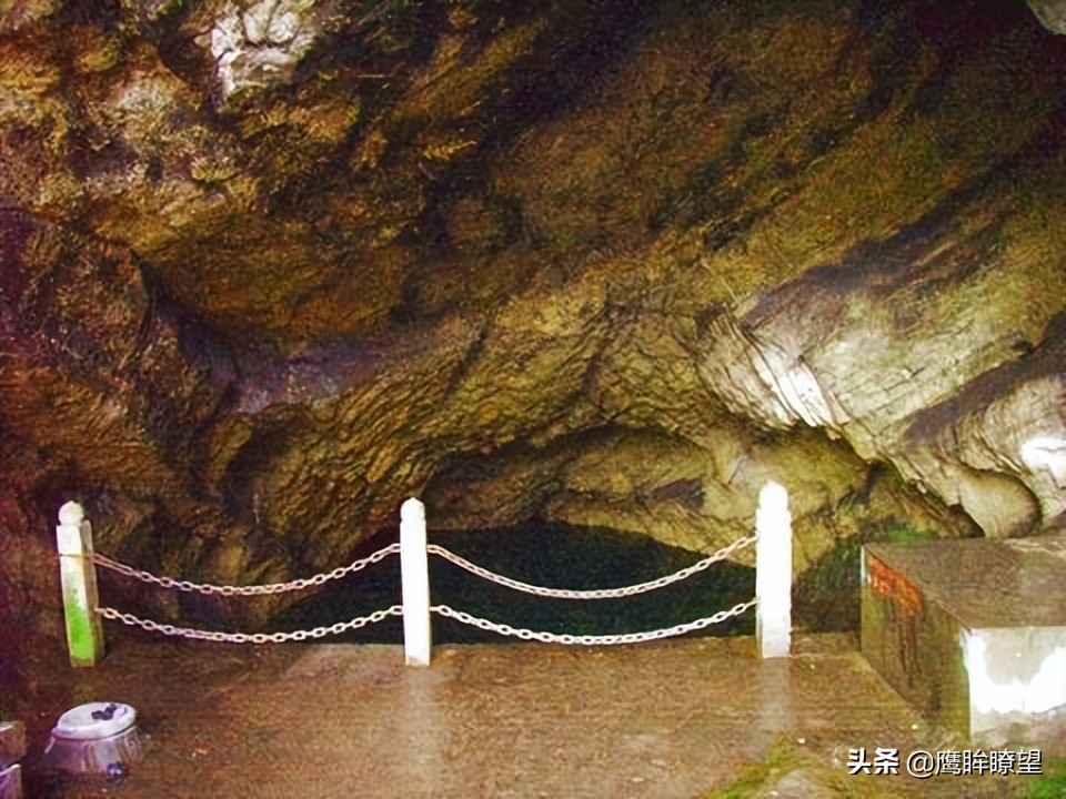 The smallest lake in the world, only 15 square meters, has created a ...