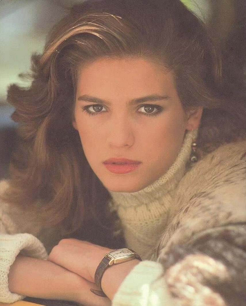 How did the world's first "supermodel" dress up? - iNEWS