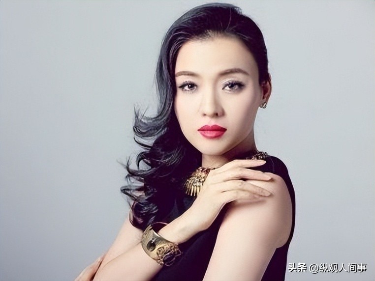 Chen Sisi, the queen of folk songs: she married a singer who was one ...