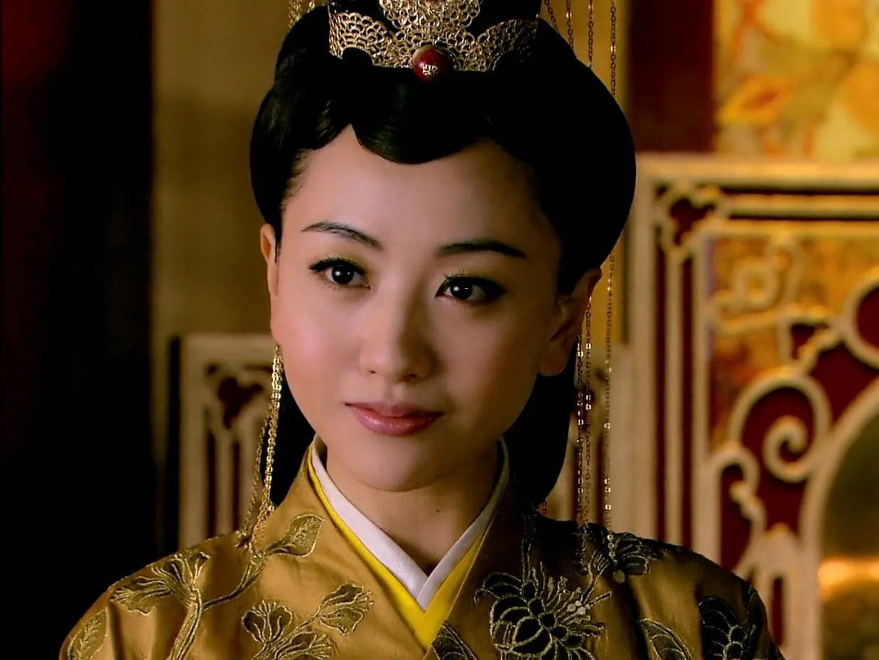 How important is the appearance of an actress, Yang Rong, who is in the ...