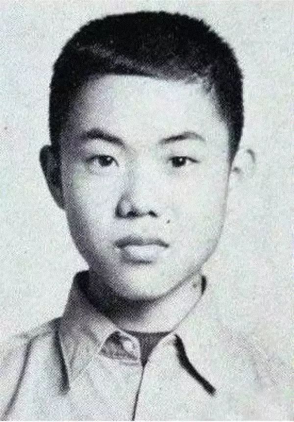 "Intersex" Li Jing, the legendary life of a variety show queen, has ...