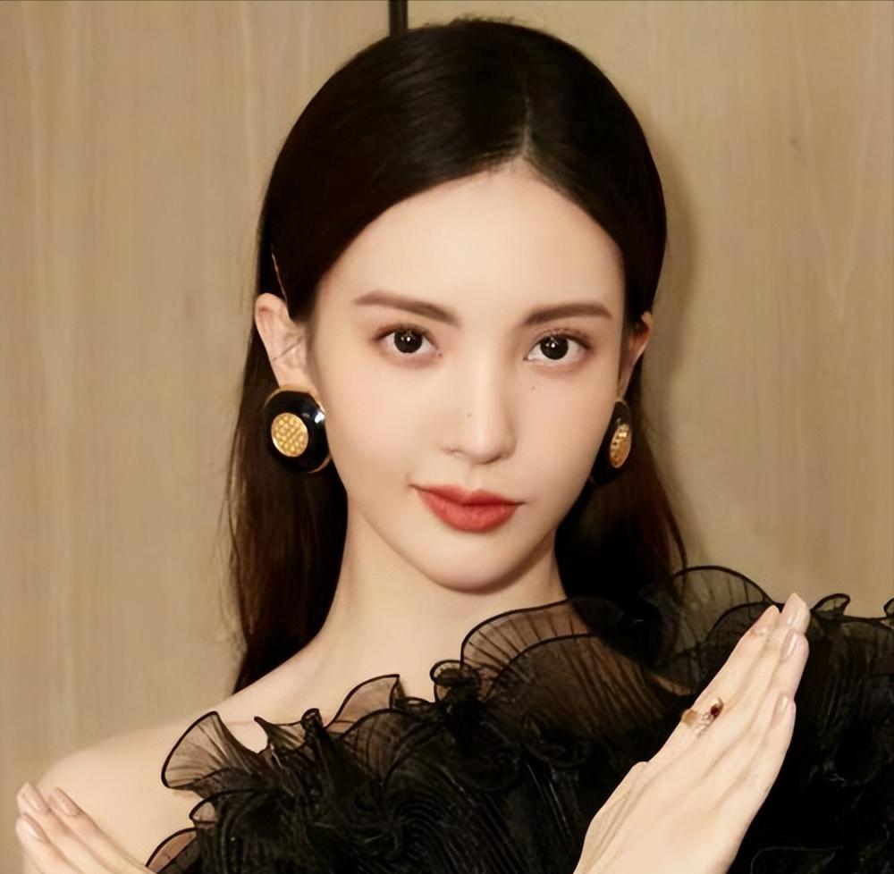 Jin Chen's crooked mouth became a hot search! Was questioned the ...