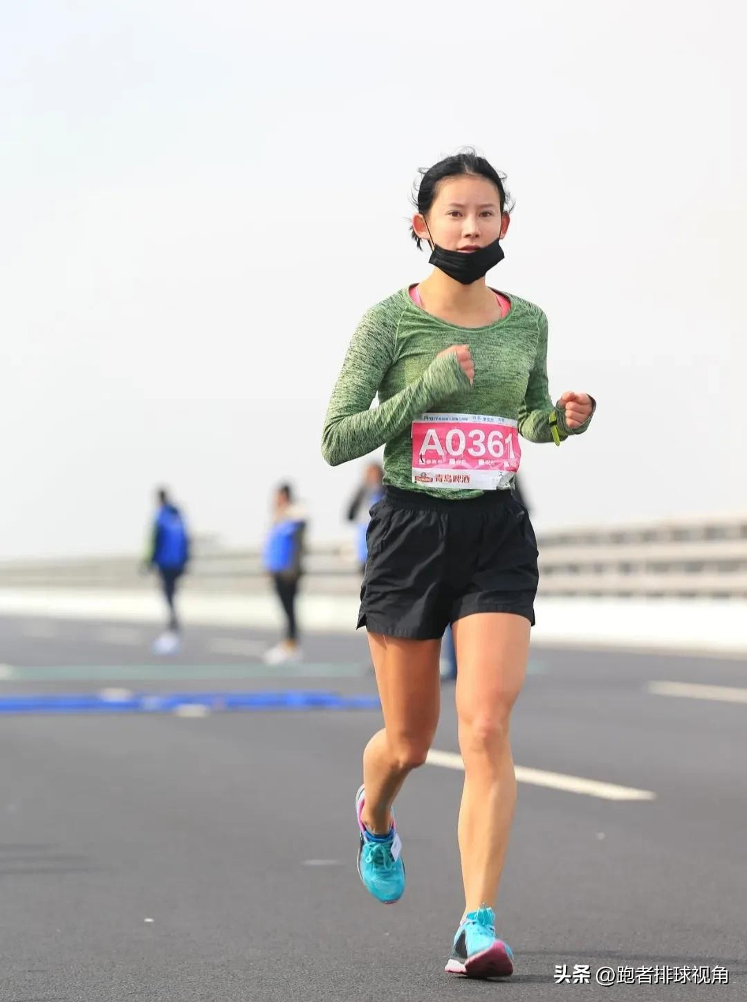 Runner's wrong "running form": "drag" the body to run - iNEWS