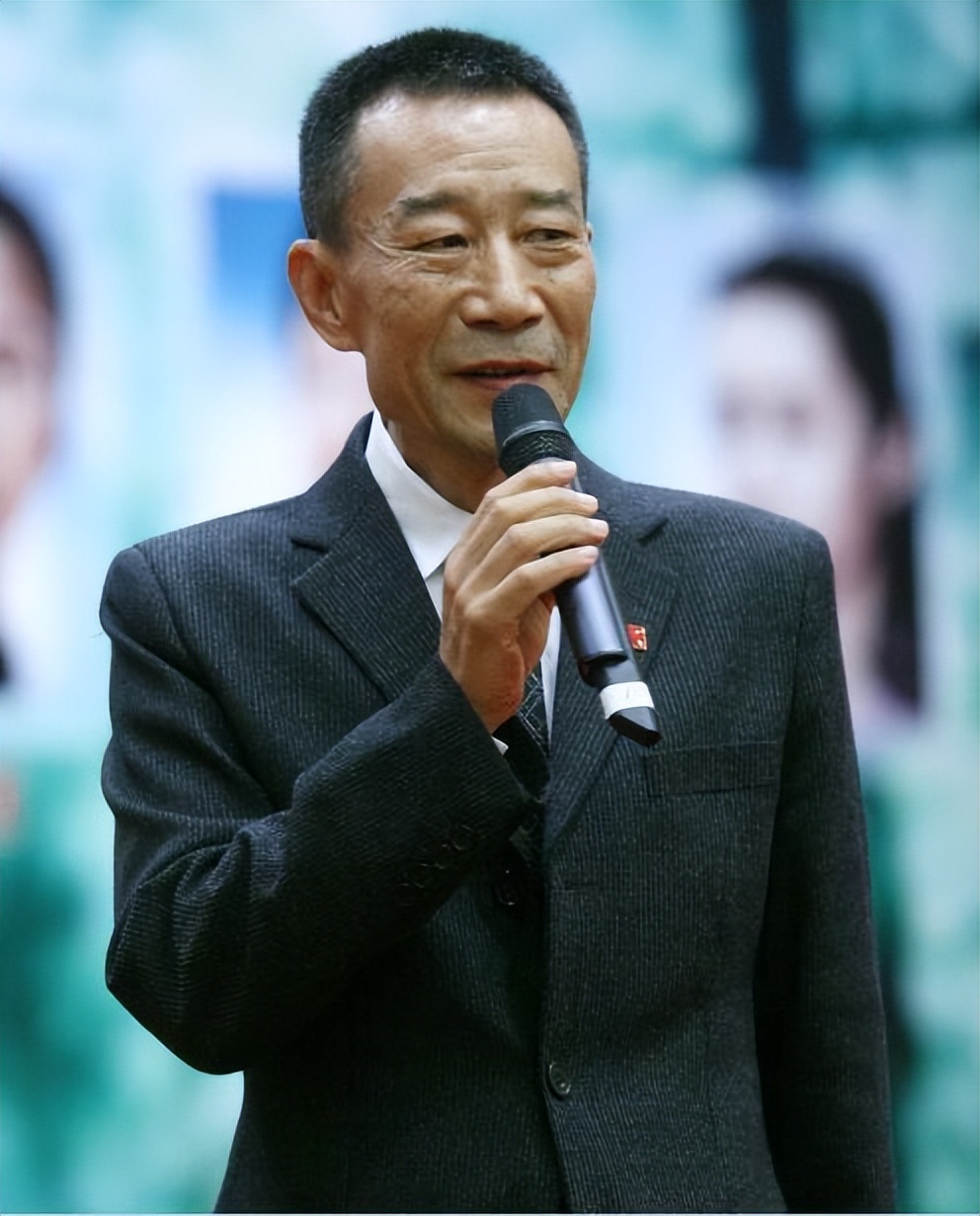 This time, the 69-year-old Li Xuejian made the world look at him with ...