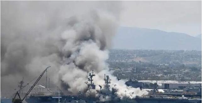 Two "quasi-aircraft carriers" caught fire. Has the U.S. Navy, once the ...