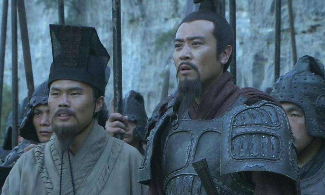 In the battle of Yiling, if Zhuge Liang led the troops to fight and Liu ...