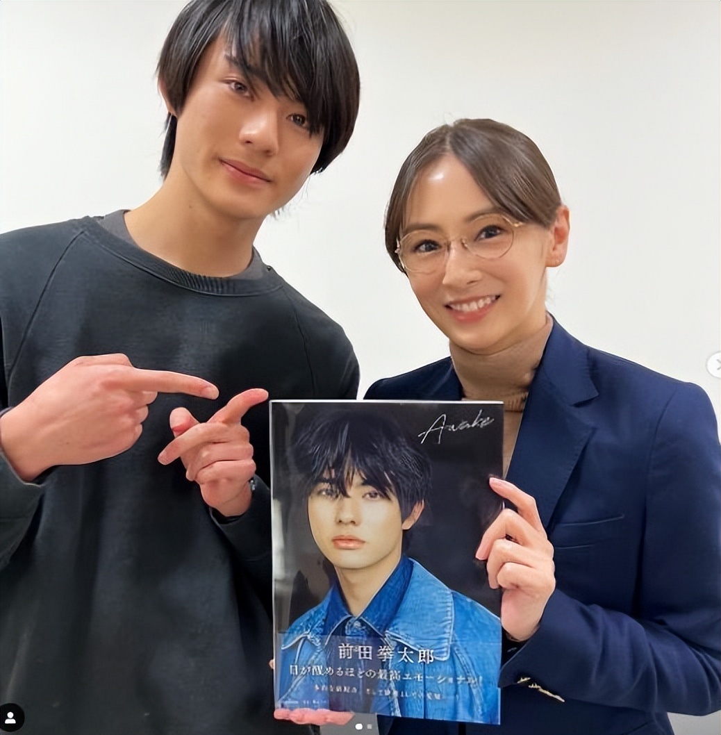 Beichuan Jingzi attracted little fresh meat to show his hospitality, Beichuan Jingzi's husband ...