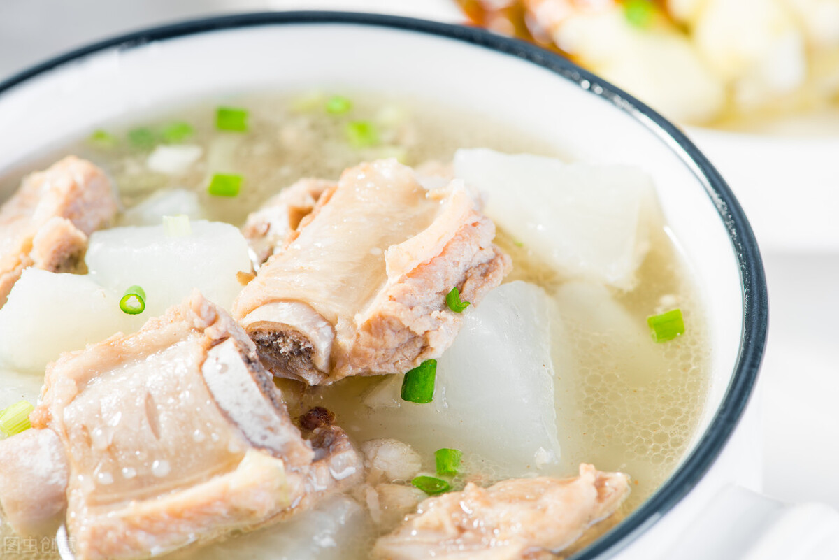 Why must the foam of stewed meat be skimmed off?Some people say fishy ...