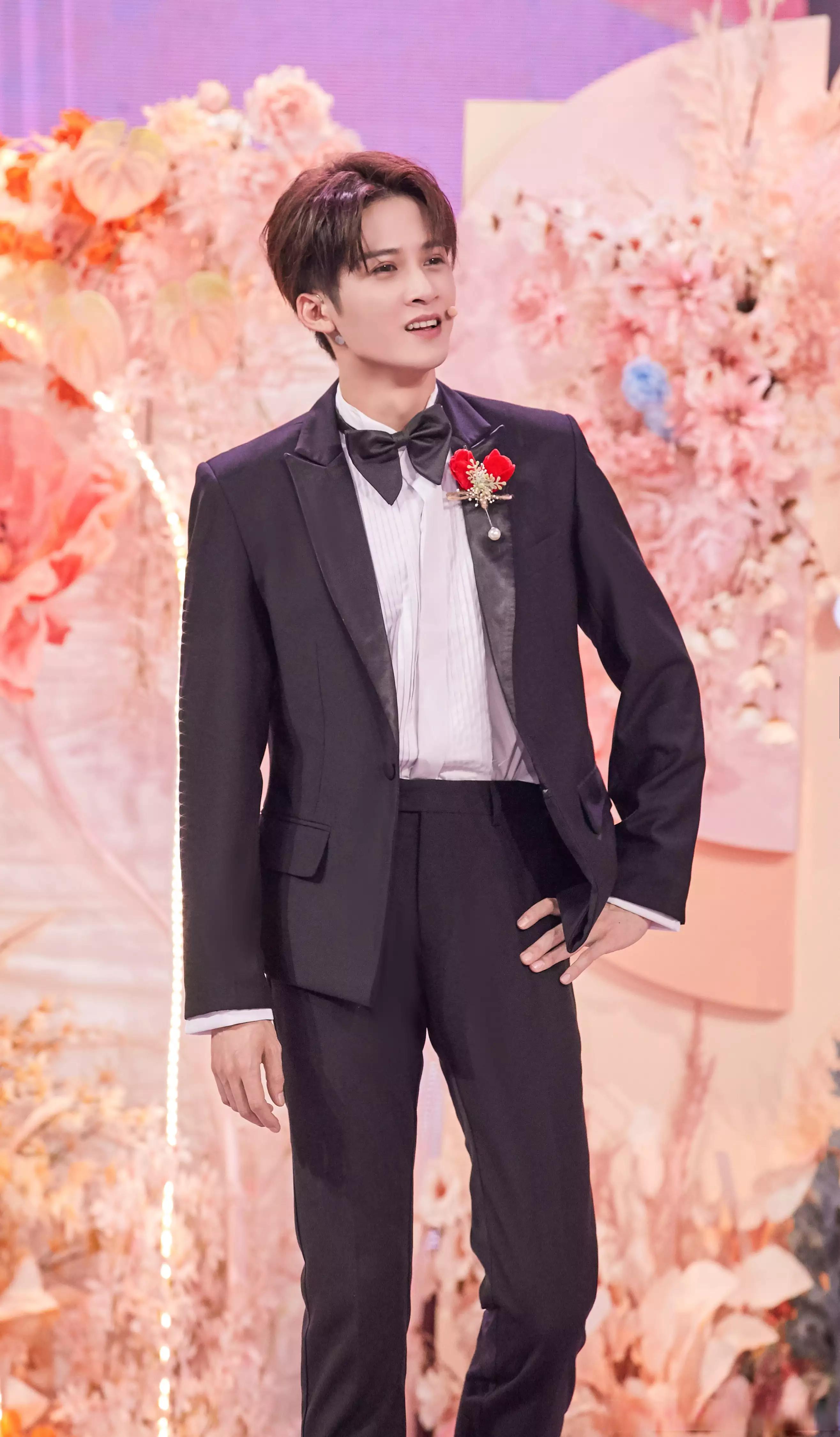 Tan Jianci's itinerary in September is announced, new album recording ...