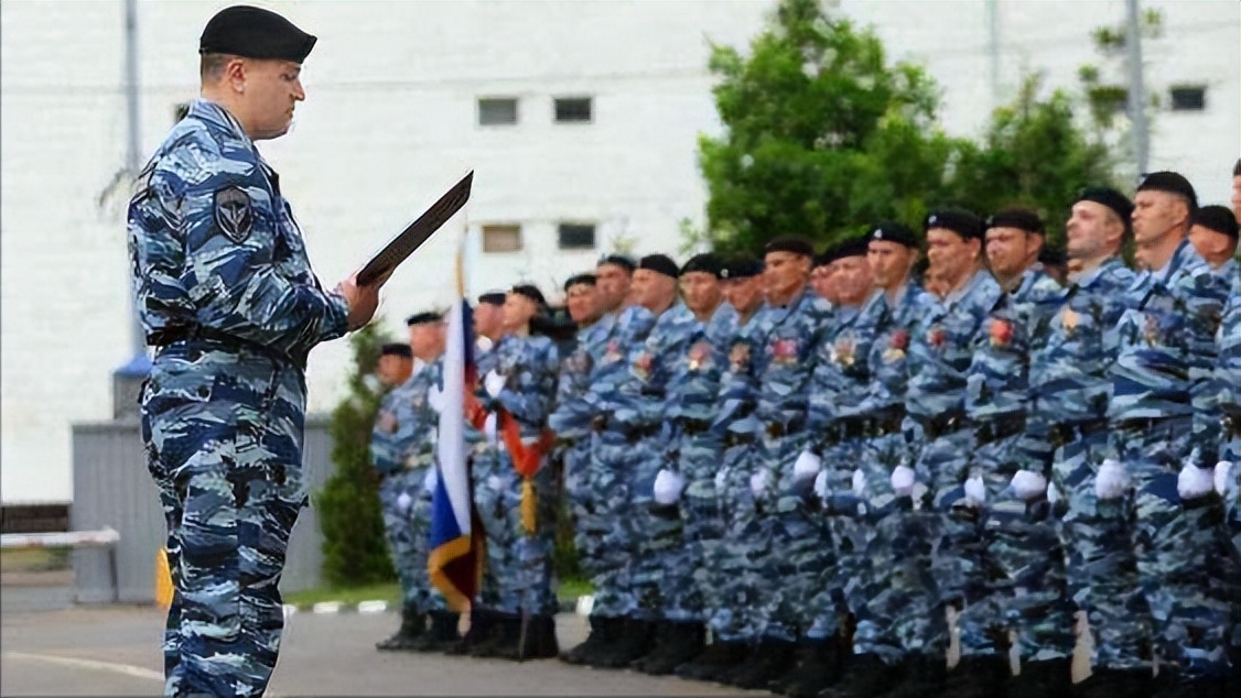 Popov, the commander of the Russian 58th Army, put forward a ...