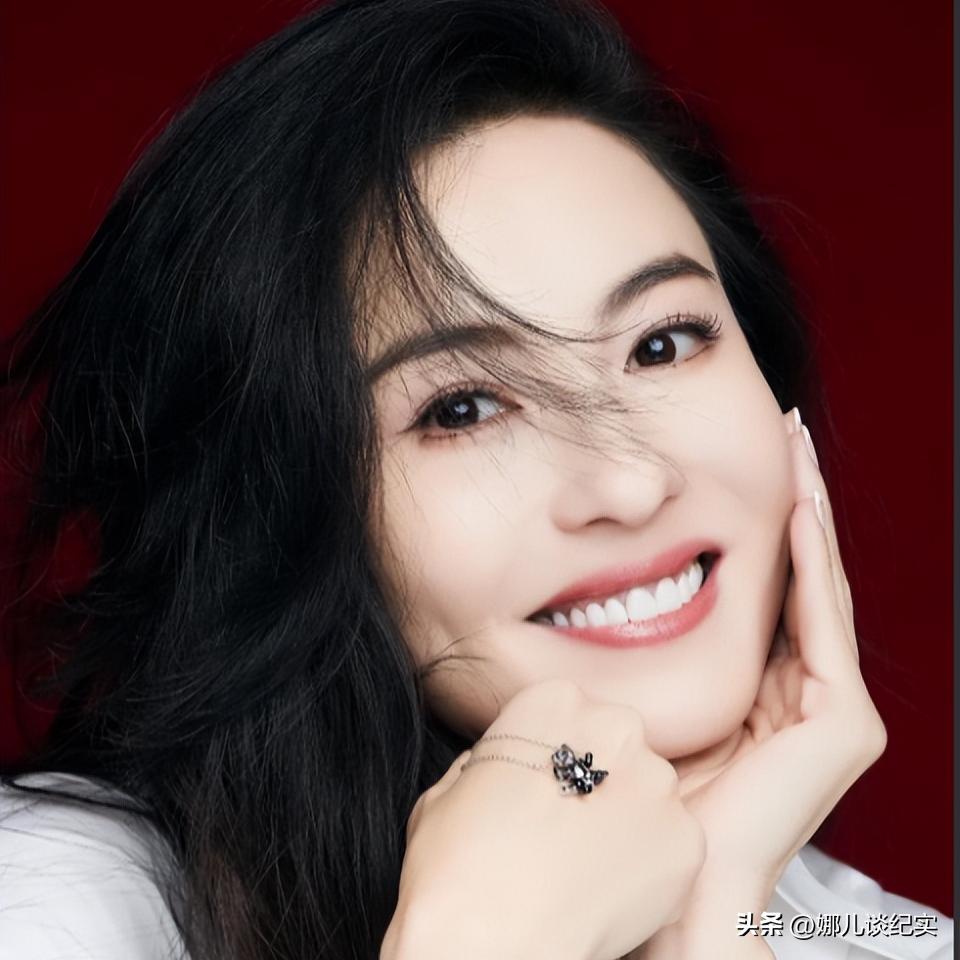 Several male stars "entered the entertainment circle with their faces ...