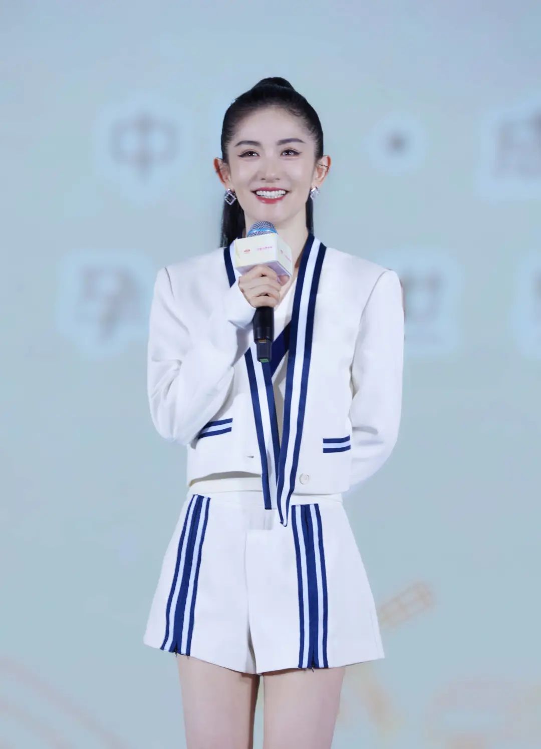 Di Lieba, Xiao Zhan, Lin Chiling, Xie Na, Huang Zitao - iNEWS