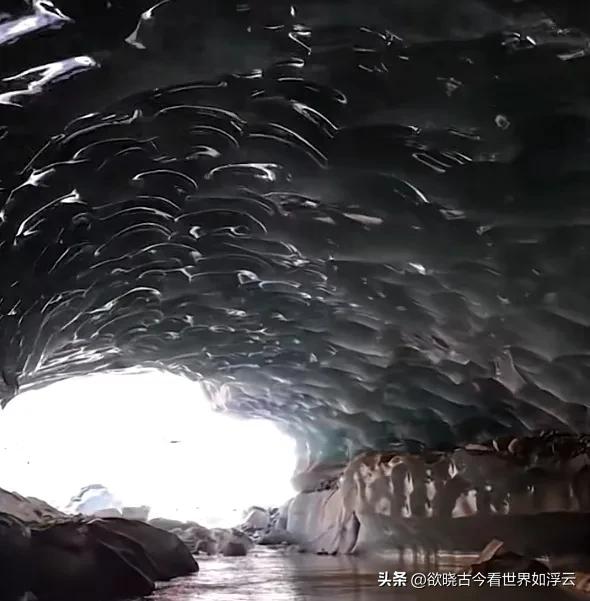 The nature is amazing, a super large ice cave was discovered in Tibet ...