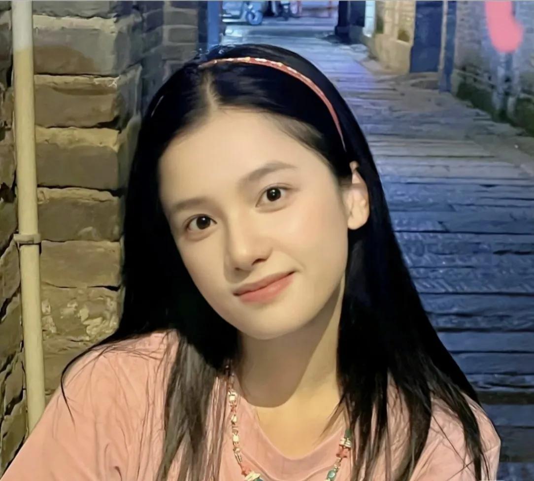 Zhang Jingyi and Zhou Ye, who can be better in the entertainment ...