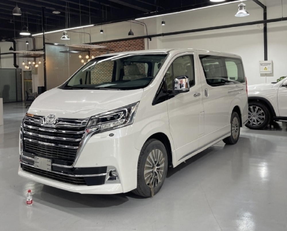 The new Toyota Salfa real car arrives in Hong Kong, 800,000 landing ...