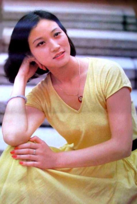 64-year-old Fu Lili: fell in love with Sun Chun in her sophomore year ...