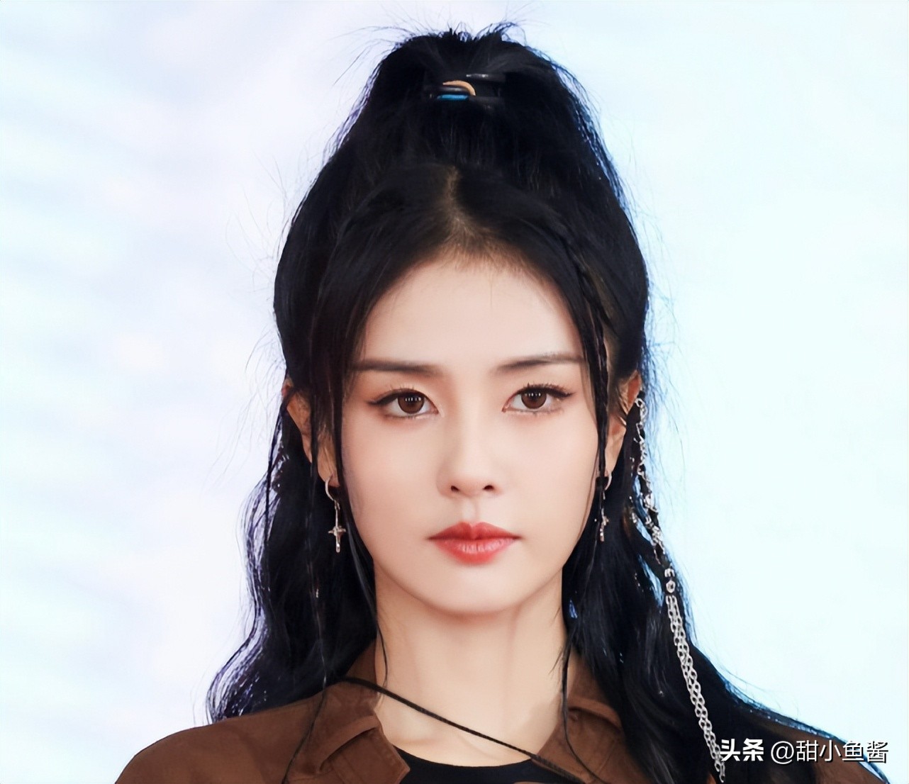 Bailu's new drama debut poster - iNEWS