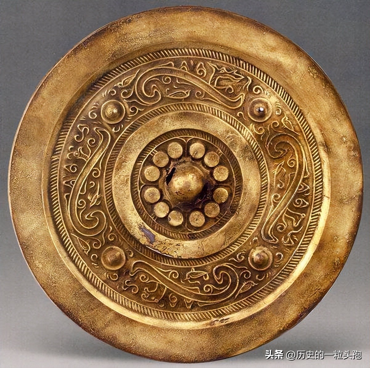 Exploring the Development and Evolution of Ancient Chinese Bronze ...