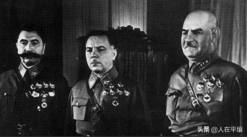 Kulik: A mediocrity shot by Stalin, only to be a brigade commander but ...