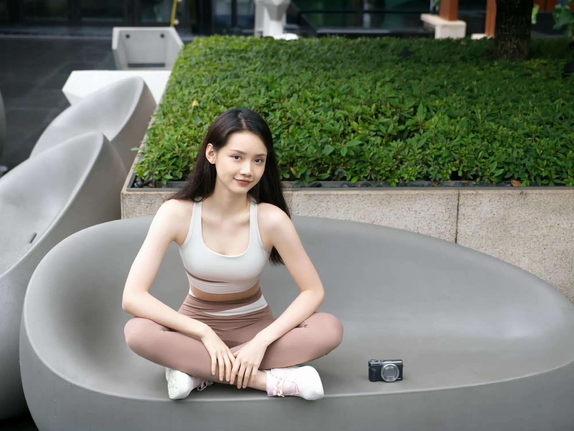 Sun Yihan's beautiful picture - iNEWS