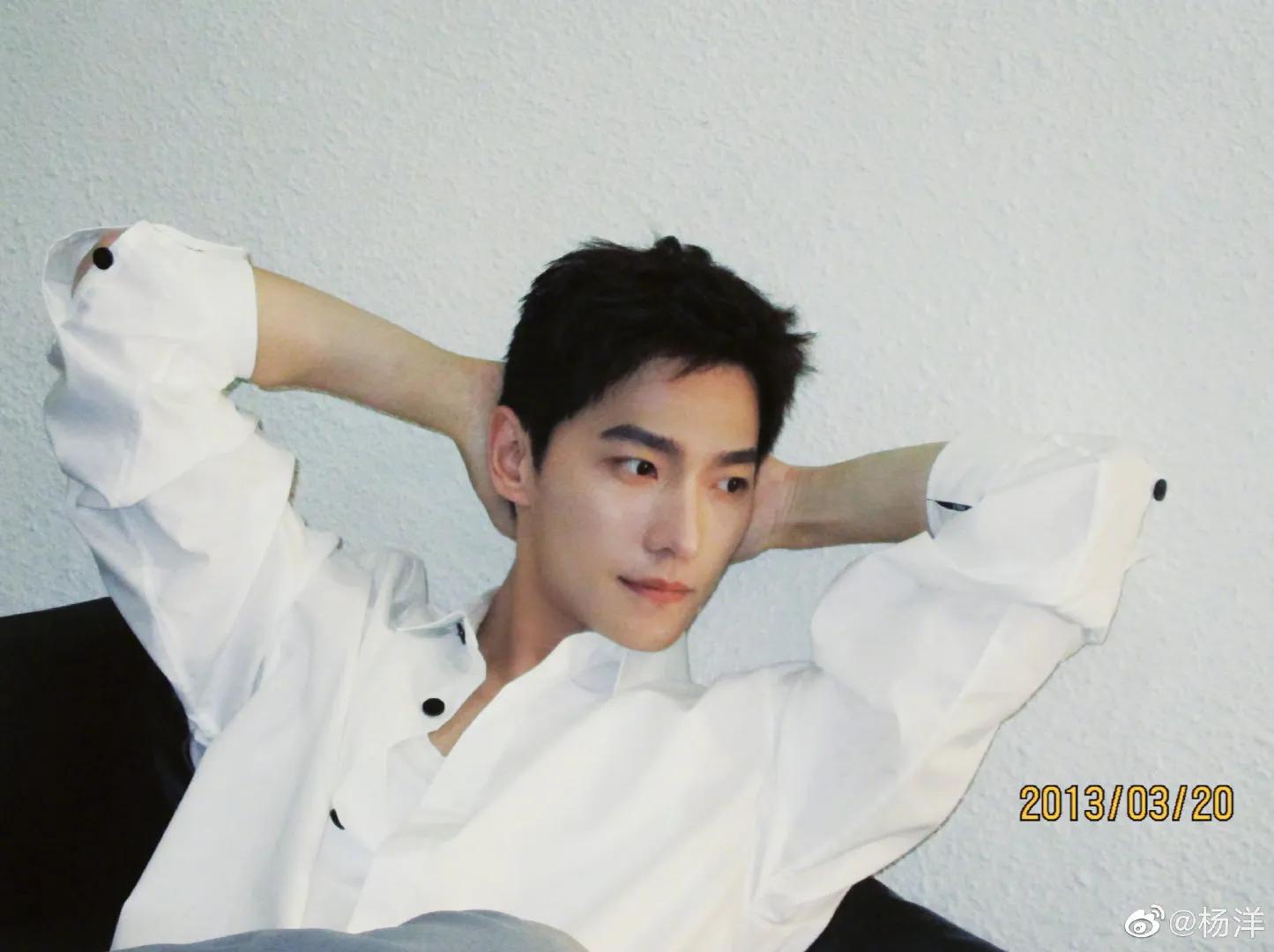 Yang Yang's 2013 and 2023, ten years have not left any traces of time ...