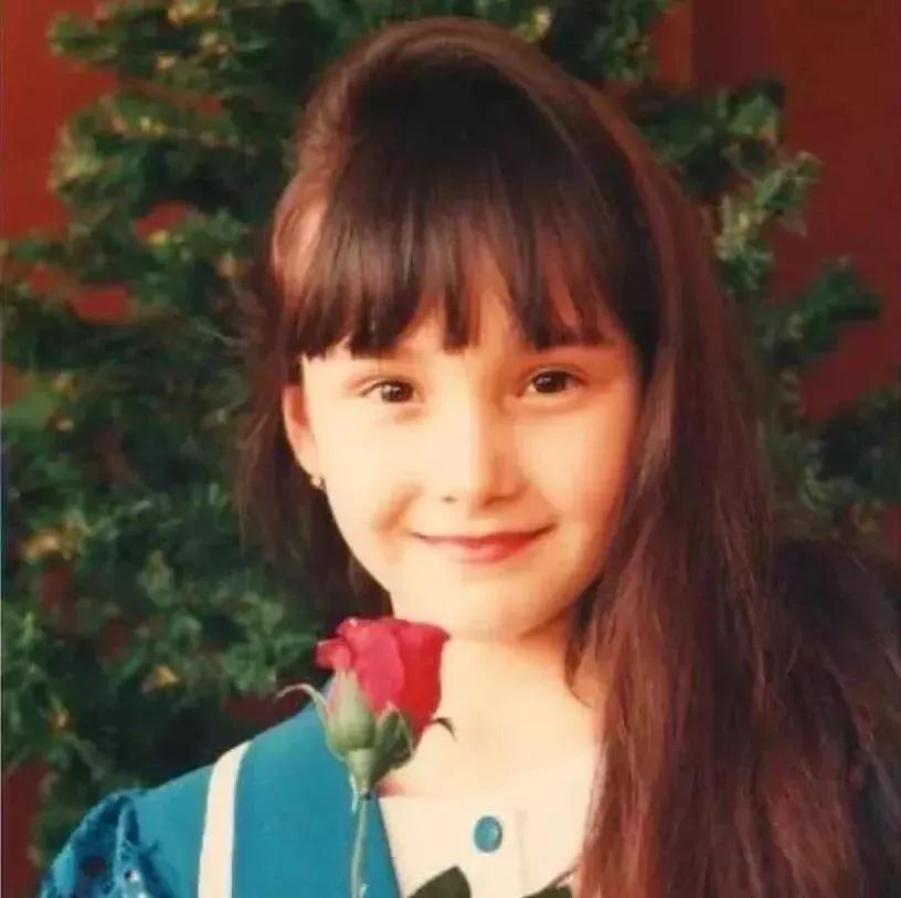 Beautiful Russian soprano Aida Garifullina - iNEWS