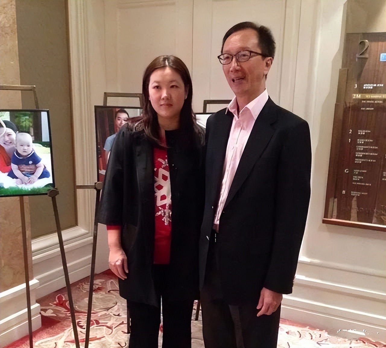 Guo Jingjing and Fu Mingxia are in the same frame, one has a big waist ...