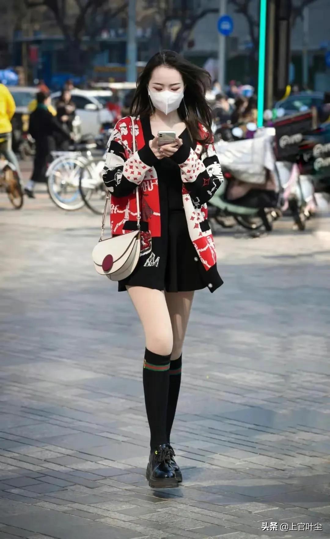 Beautiful people, look good in anything - iNEWS