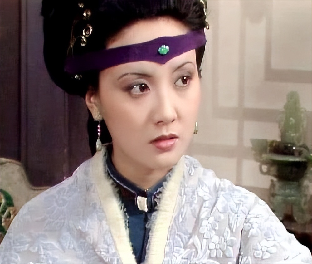 On Wang Xifeng's birthday, everyone joins forces, who is the most cost ...