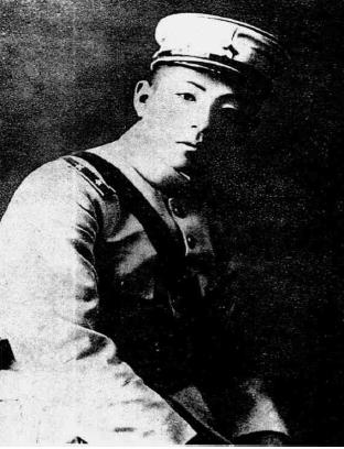Young Marshal Zhang Xueliang's Oral Memories (7) - On the Palm - iNEWS