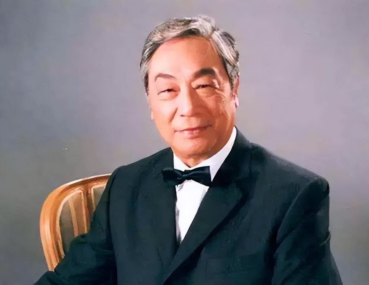 Another old actor passed away!Zeng Jiang died suddenly in a hotel at ...