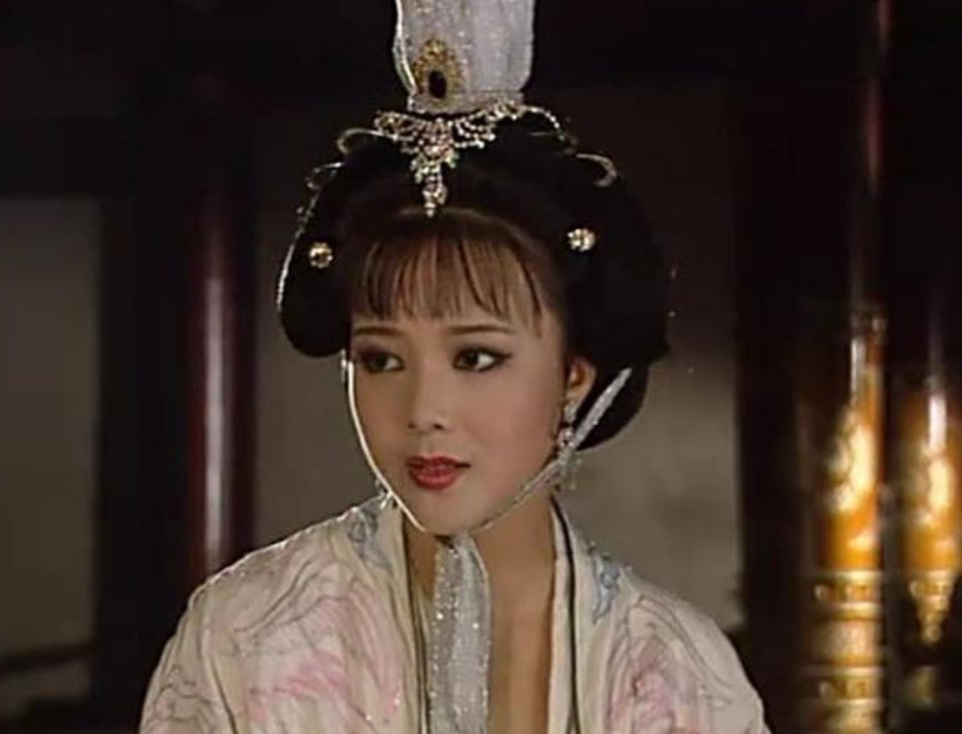 Liang Li: A marriage that went out of the house, her ex-husband passed away, and it is difficult ...