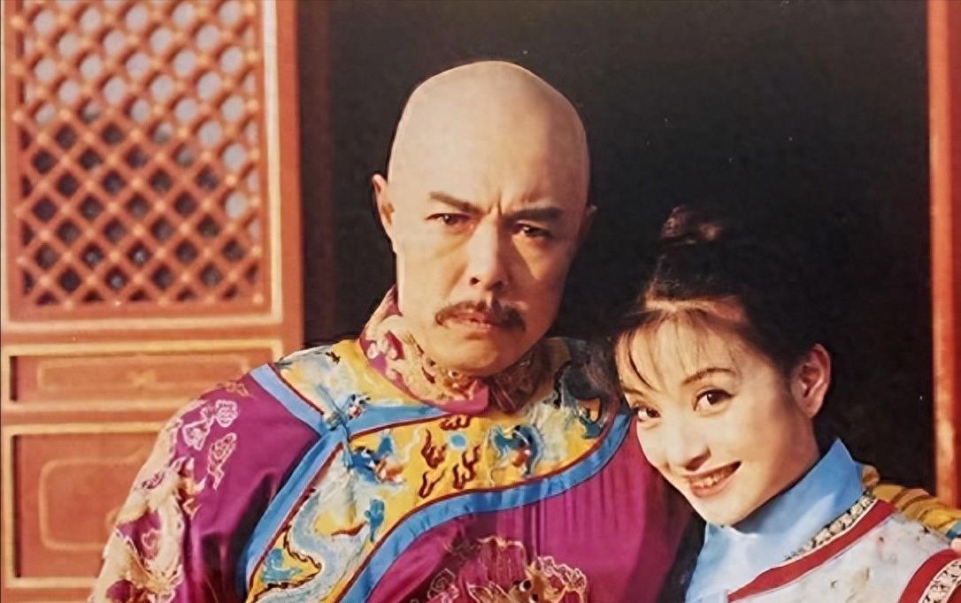 Scandals abound, people talk wildly, and the five drama stars shocked ...