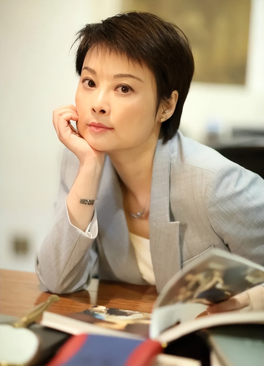 After being spoiled for 12 years, he did not want to get married. He ...