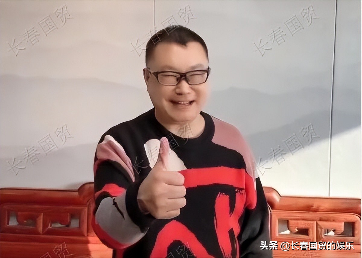 The 53-year-old singer Yin Xiangjie's recent photos were exposed, and ...