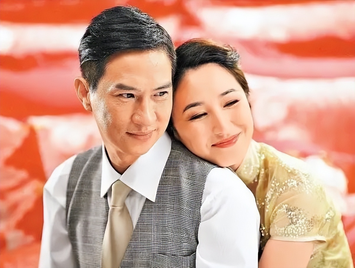 She used to be the first sister of TVB. She married a poor kid when she was the most popular ...