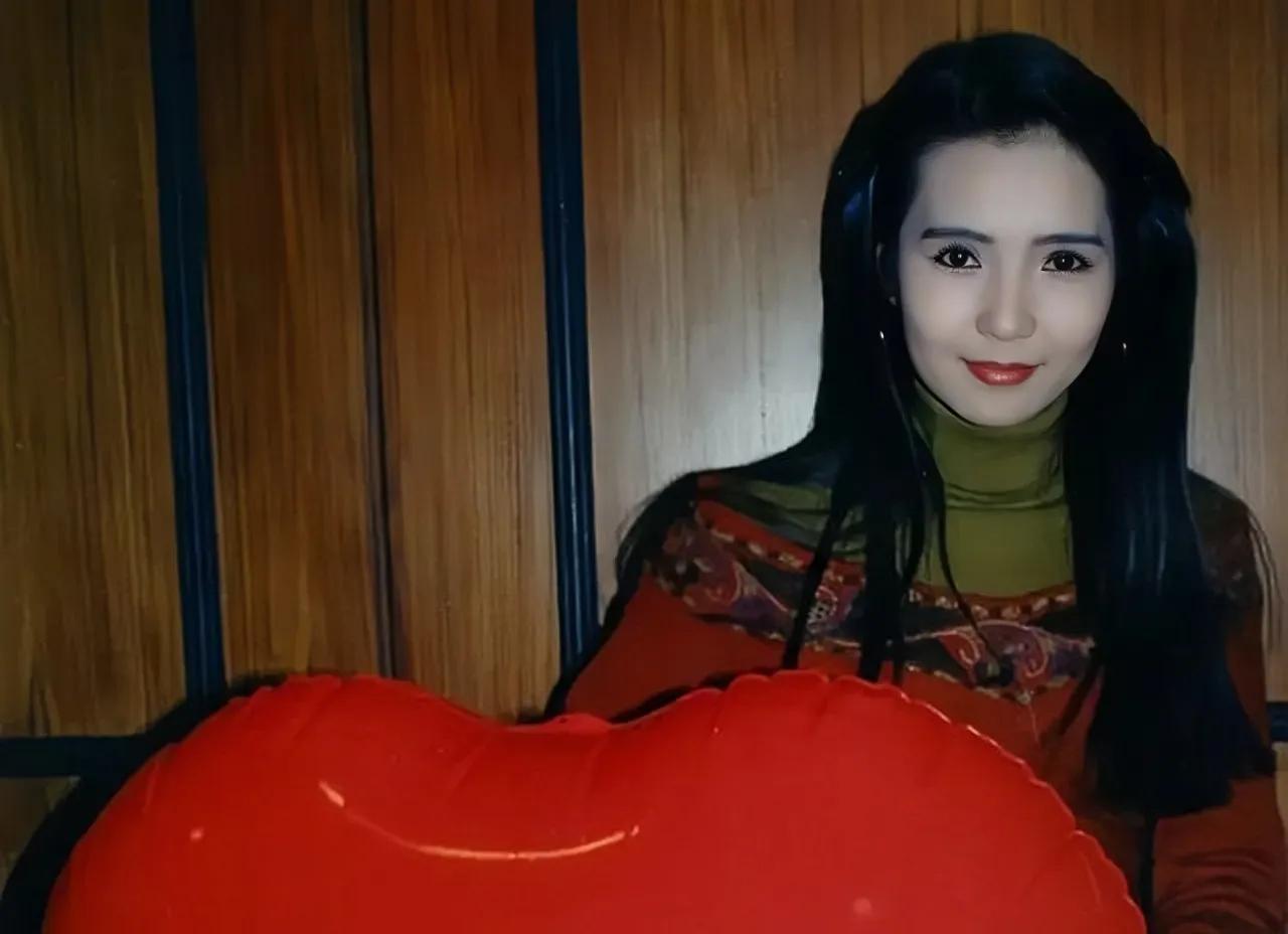 Zhao Jingyi: Comparable to Wan Qiwen when she was young, after trying ...