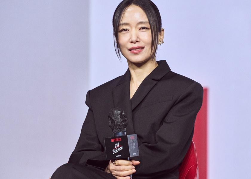 Quan Daoyan shakes off her curly hair and rejuvenates in seconds ...