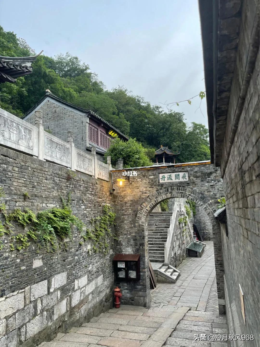 Years are all about love - talk about the glory of Xijindu - iNEWS