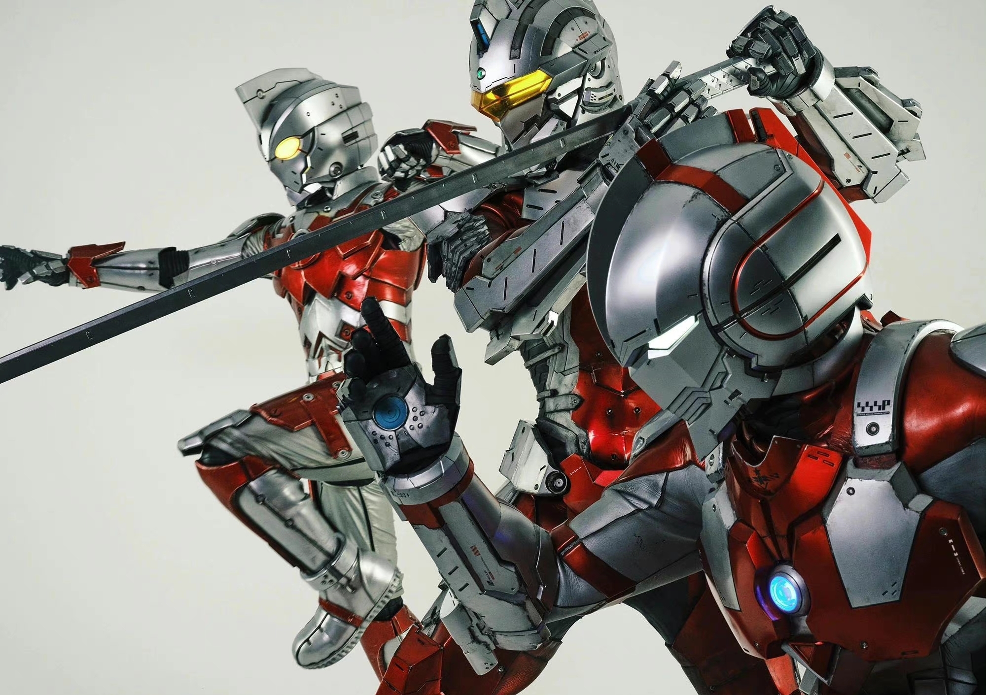 "Mobile Ultraman 2" will be released on April 15, Tsuburaya is also ...